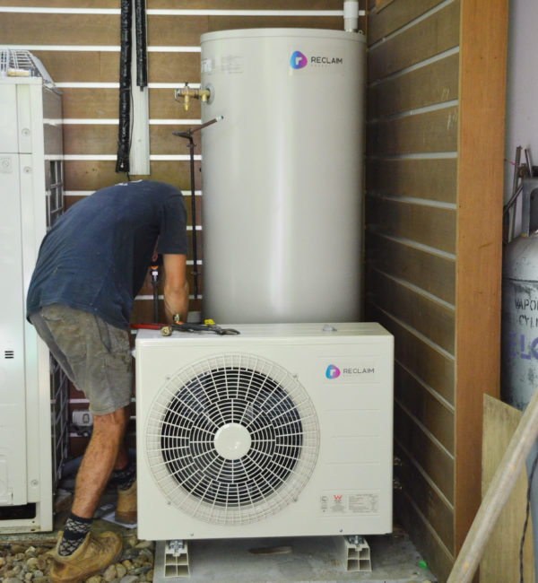 Reclaim Energy CO2 Heat Pump Hot Water System